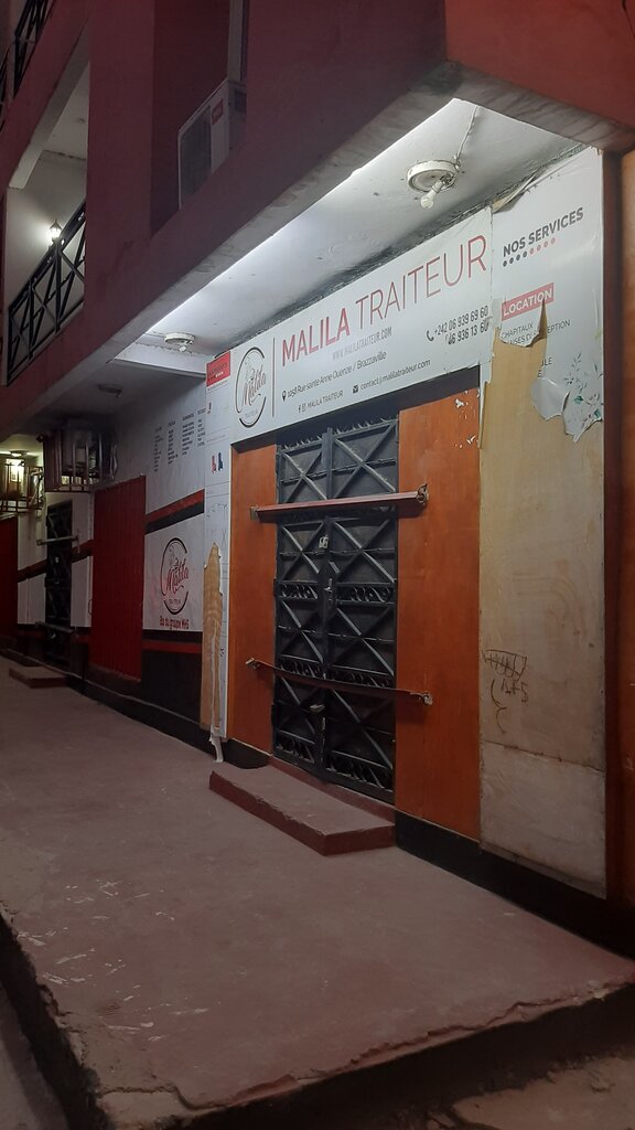 Büro mobilyaları Malila Traiteur, Brazzaville, foto