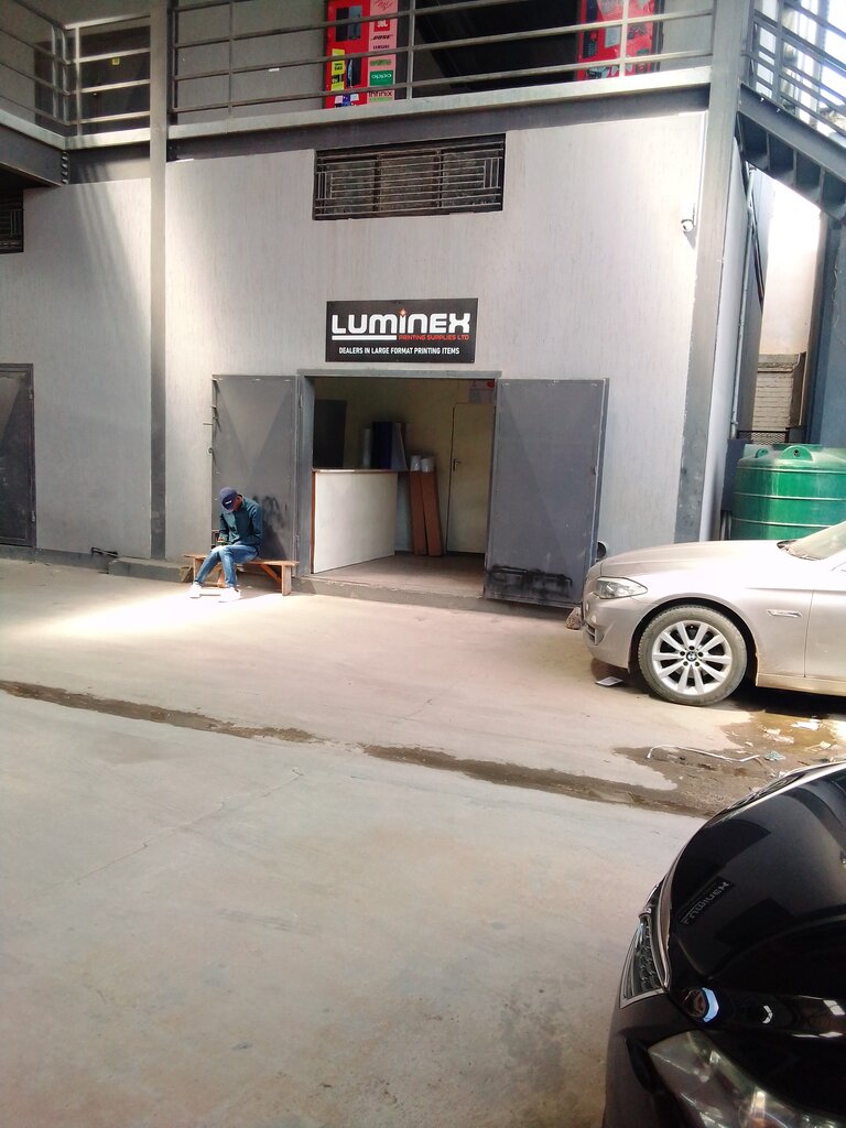Baskıda kullanılan materyaller Luminex, Lusaka, foto