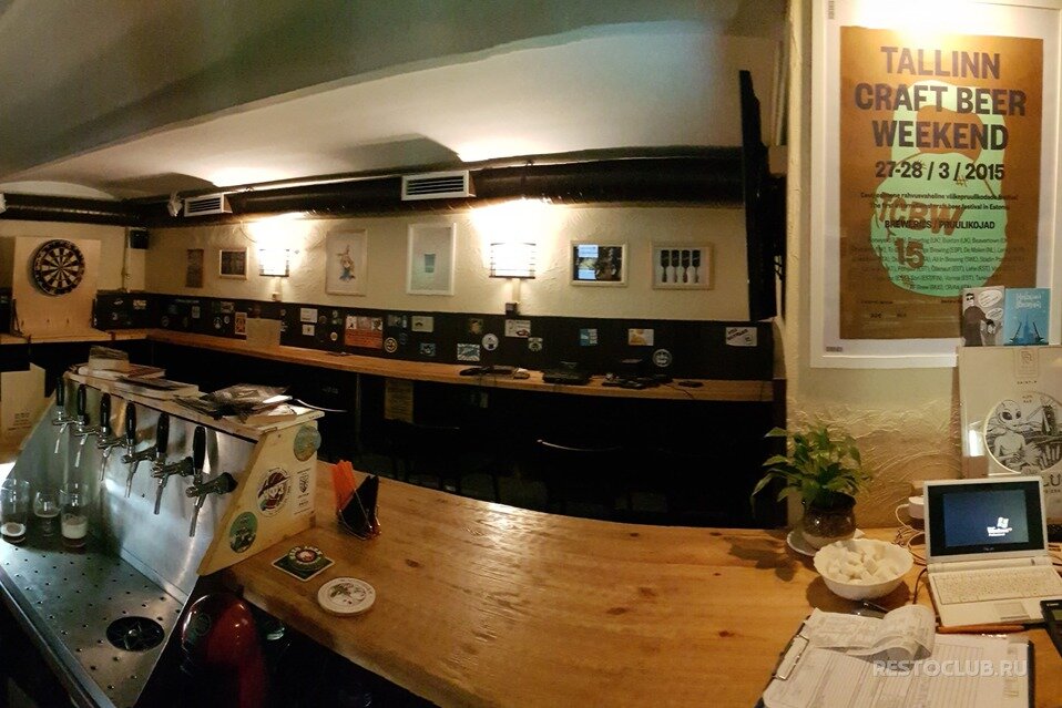 Bar 13-y KRAN, Saint‑Petersburg, foto