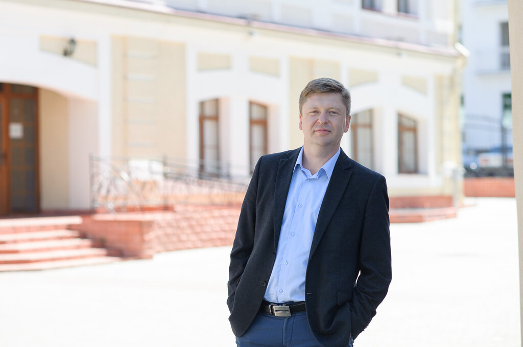 Avukatlar Advokat Akulenko Dmitry Aleksandrovich, Moguilev, foto