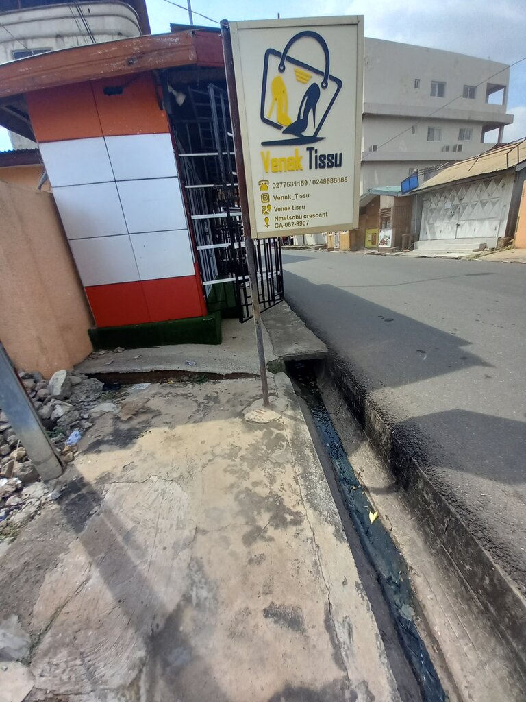 Mefruşat Venak Tissu, Akra, foto