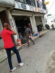 Ets Kb Pneus (Brazzaville, Commune de Moungali, Lagué Rue), oto lastik tamiri  Brazzaville'den