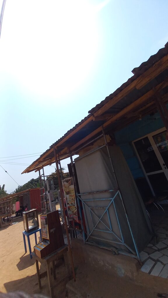 Kuaförler Awo's Saloon, Dünya, foto