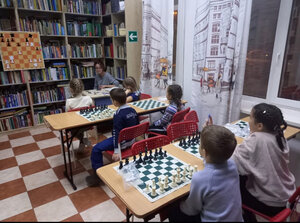 Голицынский культурно-досуговый центр, библиотека (Sovetskaya ulitsa No:58), kütüphaneler  Golitsino'dan