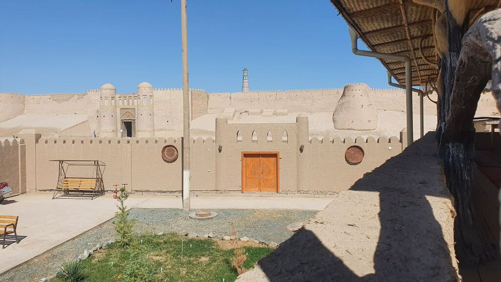 Otel Deshon Qala Guest House, Hive, foto