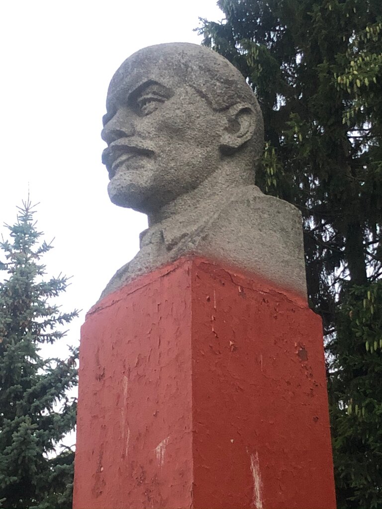Anıt, heykel Памятник, Gavrilov‑Yam, foto