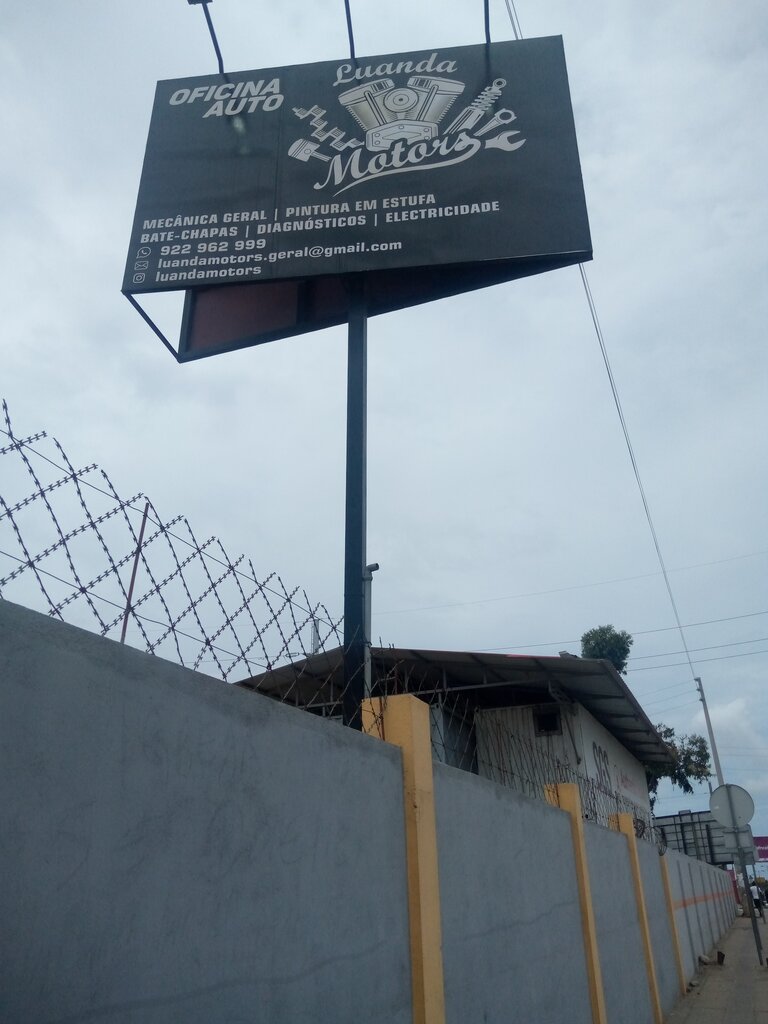 Otomobil servisi Luanda Motors, Loanda, foto