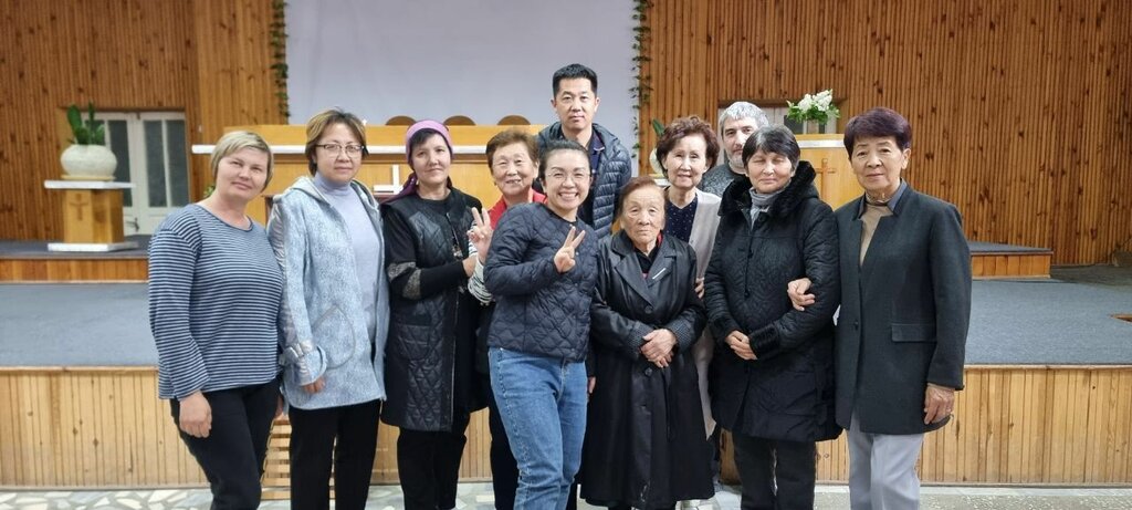 Protestan kilisesi Syrdarya Christian Presbyterian Church, Siriderya, foto