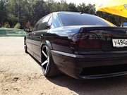 BMW 7er III E38 Рестайлинг 740Li 4.4 AT 286 л.с.бензин, задний