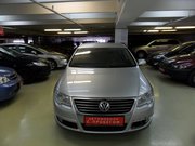 Volkswagen Passat B6 1.8 AT 160 л.с.бензин, передний