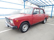 ВАЗ Lada 2107 21074-30 1.6 MT 74 л.с.бензин, задний