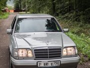 Mercedes-Benz E-klasse I W124 280 2.8 AT 193 л.с.бензин, задний