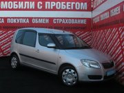 Skoda Roomster 1.6 AT 105 л.с.бензин, передний