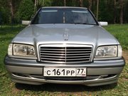 Mercedes-Benz C-klasse I W202 Рестайлинг 240 2.6 AT 170 л.с.бензин, задний