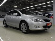 Opel Astra J Рестайлинг 1.6 AT 115 л.с.бензин, передний
