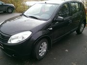 Renault Sandero I 1.4 MT 75 л.с.бензин, передний