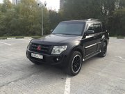 Mitsubishi Pajero IV Рестайлинг 1 3.2d AT 200 л.с. 4WDдизель, полный