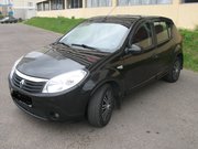 Renault Sandero I 1.6 AT 103 л.с.бензин, передний