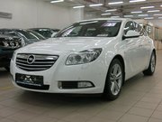 Opel Insignia I 2.0 AT 220 л.с.бензин, передний