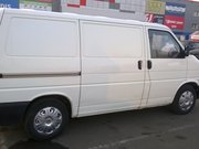 Volkswagen Transporter T4 1.9d MT 68 л.с.дизель, передний