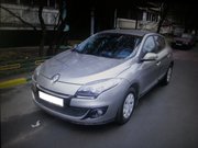Renault Megane III Рестайлинг 1.6 MT 100 л.с.бензин, передний