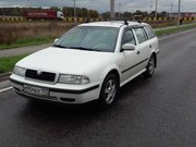 Skoda Octavia I 1.6 MT 101 л.с.бензин, передний