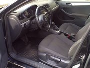 Volkswagen Jetta VI 1.6 AT 105 л.с.бензин, передний
