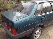 ВАЗ Lada 21099 21099 1.5 MT 70 л.с.бензин, передний