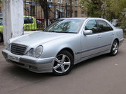 Mercedes-Benz E-klasse II W210, S210 Рестайлинг 240 2.6 MT 170 л.с.бензин, задний