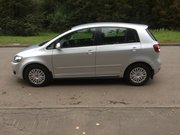 Volkswagen Golf Plus II 1.6 AT 102 л.с.бензин, передний