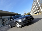 Mitsubishi Carisma 1.6 MT 103 л.с.бензин, передний