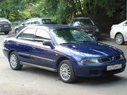 Mitsubishi Carisma 1.6 AT 103 л.с.бензин, передний
