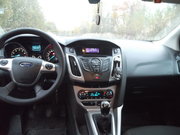 Ford Focus III 1.6 MT 105 л.с.бензин, передний