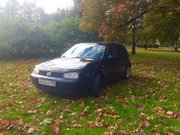 Volkswagen Golf IV 1.6 MT 101 л.с.бензин, передний