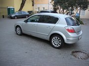 Opel Astra H 1.6 MT 105 л.с.бензин, передний