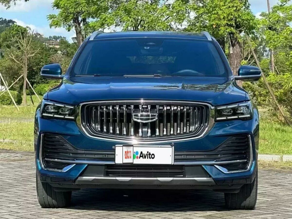 Купить б/у Geely Monjaro 2021-2024 (Xingyue L) 2.0 AMT (218 л.с.) бензин робот во Владивостоке ...