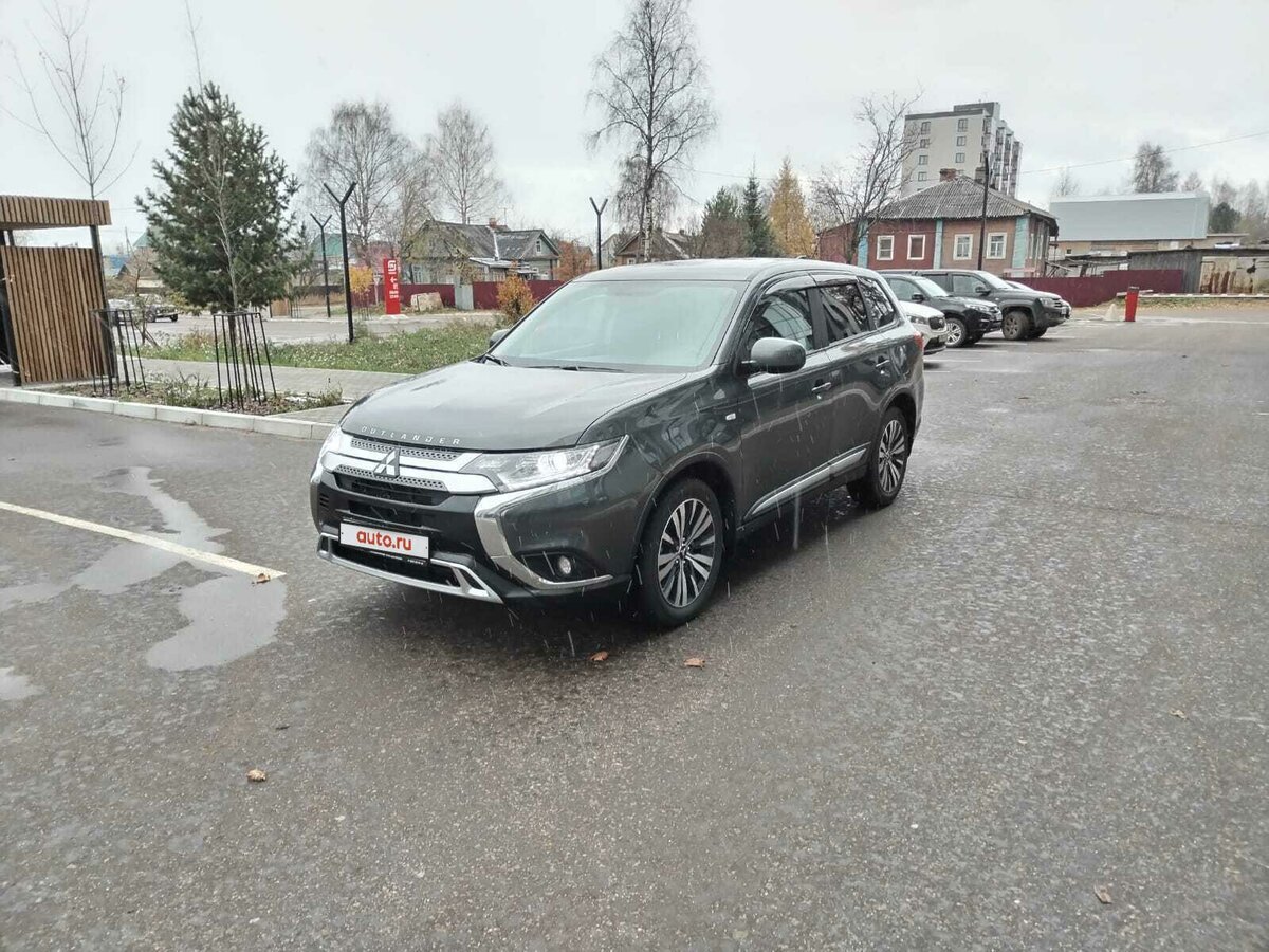 Купить б/у Mitsubishi Outlander III Рестайлинг 3 2.0 CVT (146 л.с ...