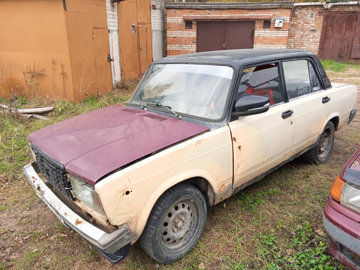Купить б/у Lada (ВАЗ) 2107 1982-2012 1.5 MT (72 л.с.) бензин механика в Суворове: бежевый Лада ...