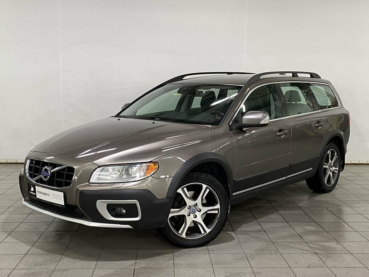Купить б/у Volvo XC70 II 2.4d AT (215 л.с.) 4WD дизель автомат в Москве: коричневый Вольво XC70 ...
