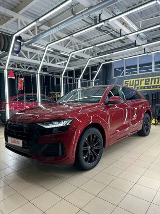 Купить б/у Audi Q8 I (4M) 45 TDI 3.0d AT (249 л.с.) 4WD дизель автомат ...