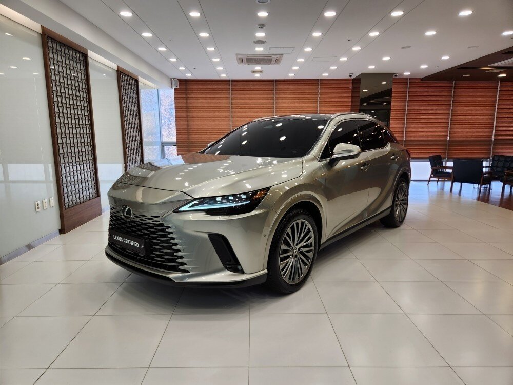 Купить б/у Lexus RX V 350h 2.5hyb CVT (250 л.с.) 4WD гибрид вариатор в Красноярске: золотистый ...