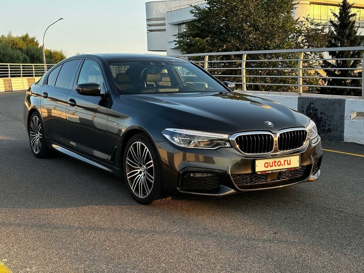 Купить б/у BMW 5 серии VII (G30/G31) 540d xDrive 3.0d AT (320 л.с.) 4WD ...
