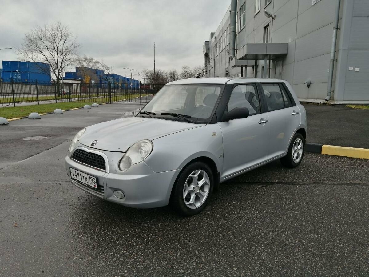 Купить б/у Lifan Smily I (320) 1.3 MT (89 л.с.) бензин механика в Санкт ...