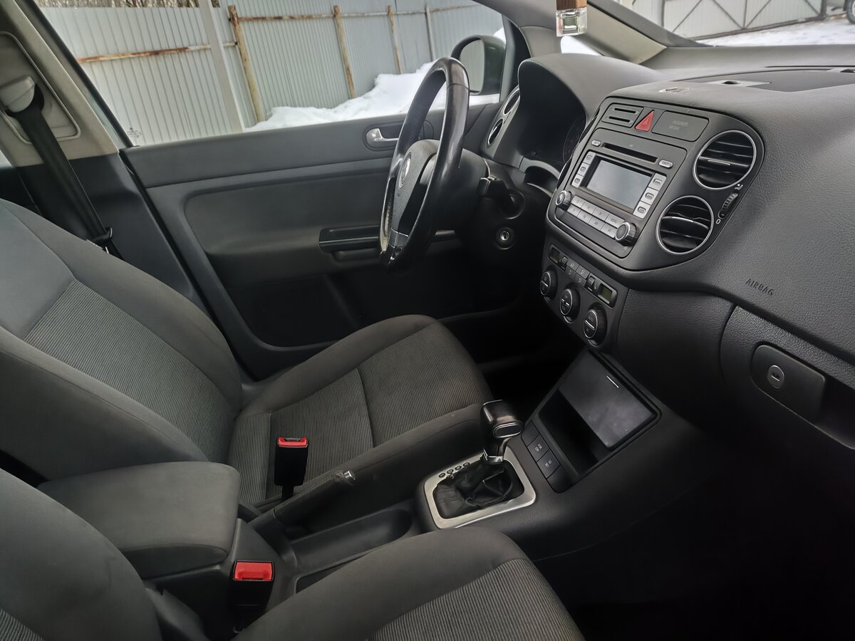 Купить б/у Volkswagen Golf Plus I 1.4 AMT (122 л.с.) бензин робот в ...