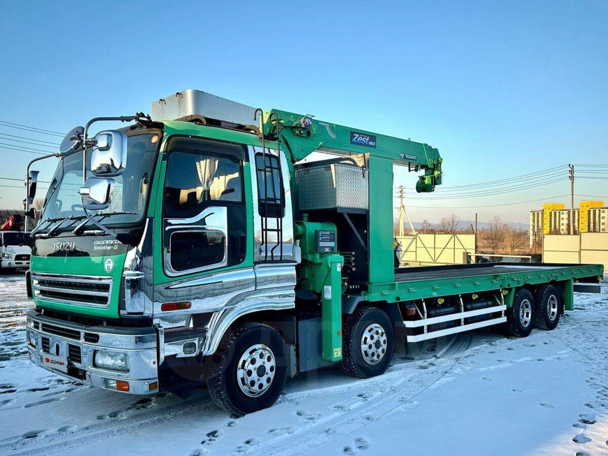 Купить б/у Isuzu Giga (C-series) дизель механика в Артёме: зелёный ...