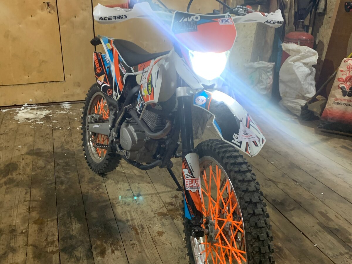 Купить б/у KAYO K1 карбюратор 5 передач в Октябрьском: белый внедорожный эндуро 2022 года на ...