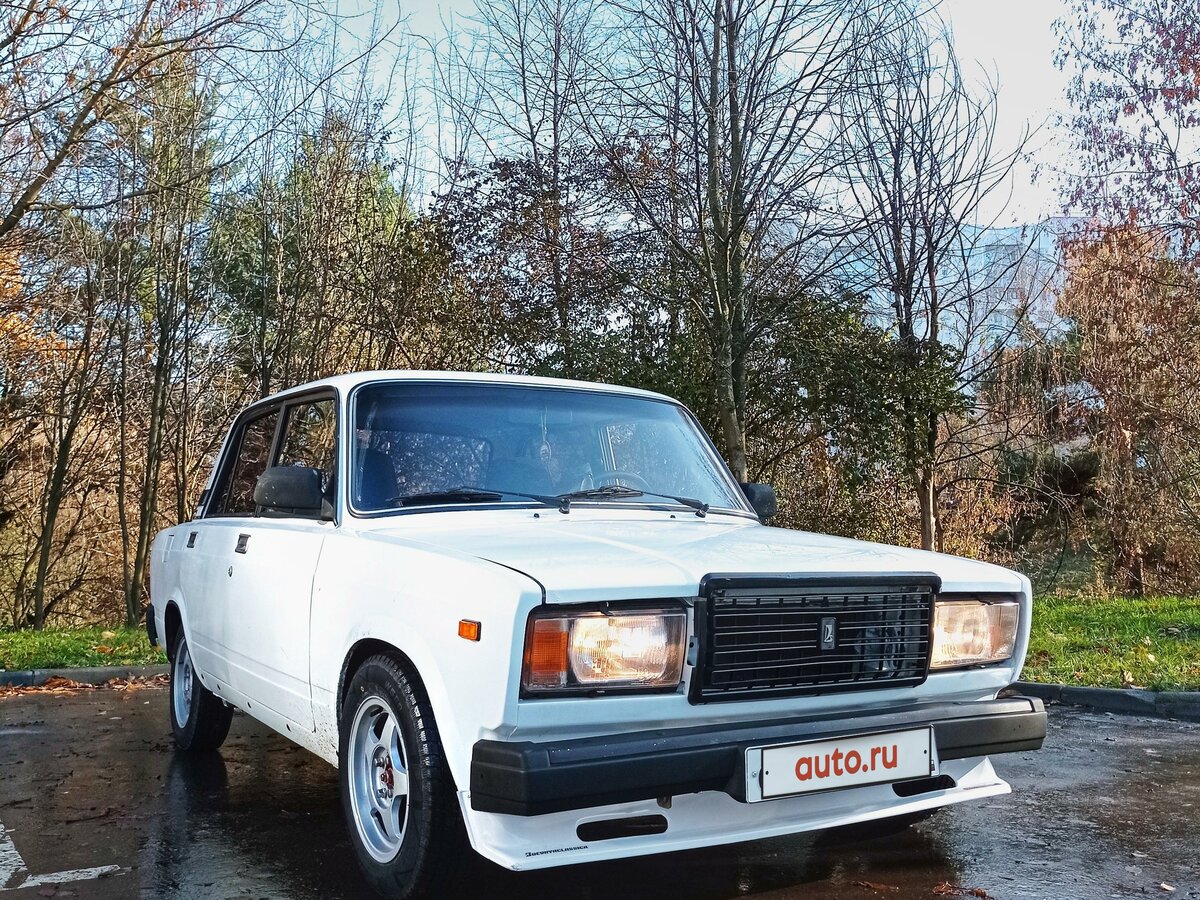 Купить б/у Lada (ВАЗ) 2107 1982-2012 1.6 MT (75 л.с.) бензин механика в Москве: белый Лада 2107 ...