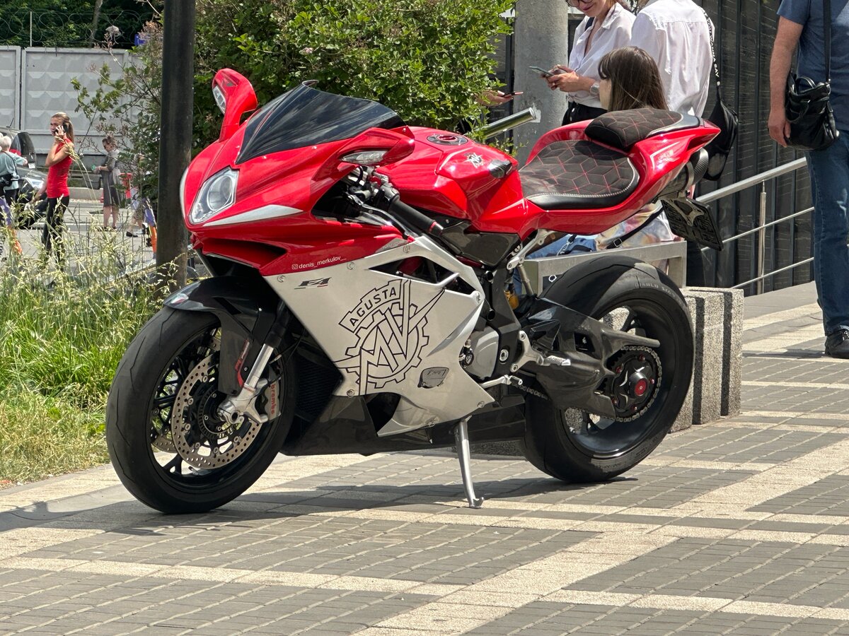 Купить б у Mv Agusta F4 1000 в Москве красный 2013 года на Авто ру Id