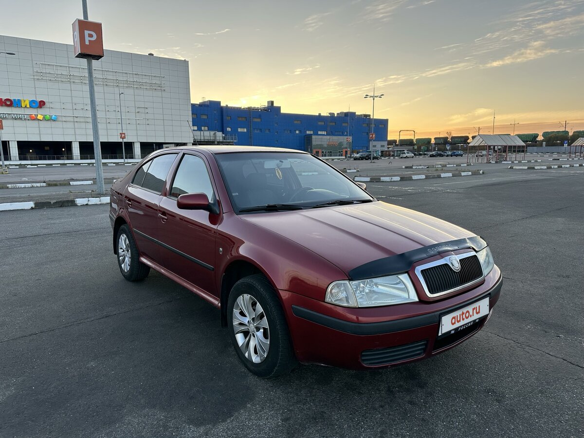 Купить б/у Skoda Octavia I (A4) Рестайлинг 1.4 MT (75 л.с.) бензин ...