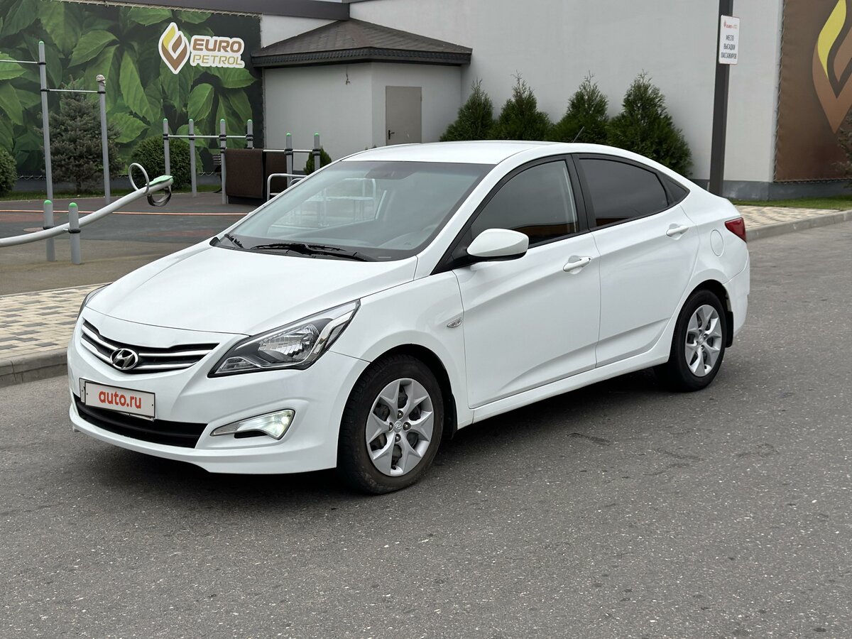 Купить б/у Hyundai Solaris I Рестайлинг 1.6 AT (123 л.с.) бензин ...
